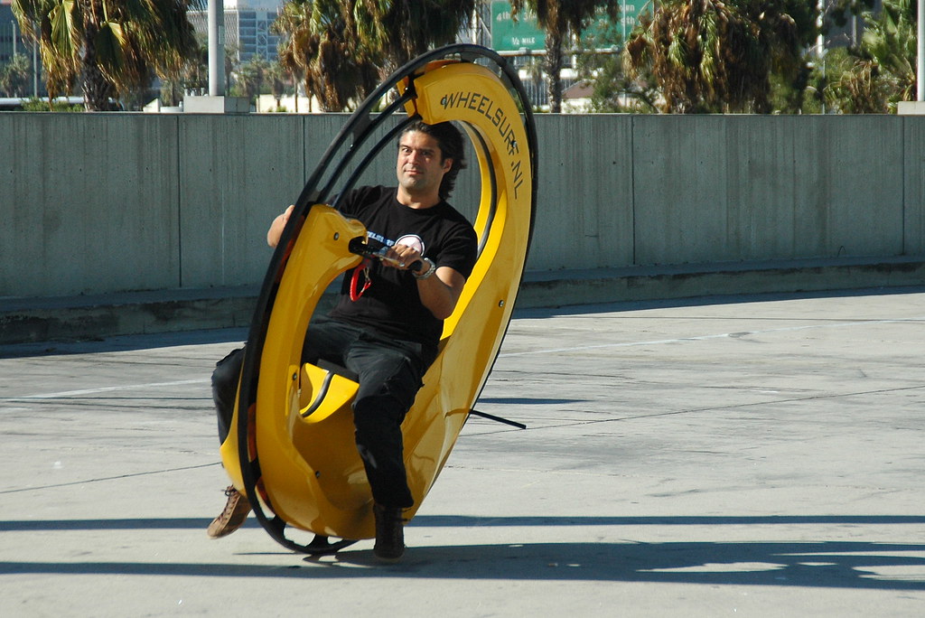 Wheelsurf – the One Wheeled Wonder - Gadizmo.com