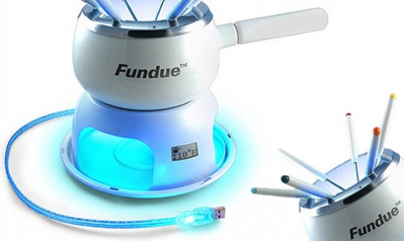 Earn Cheesy Geek Points with USB Fondue Set - Gadizmo.com