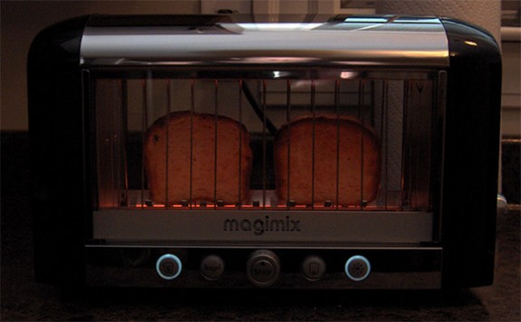 Hands On: Magimix Vision See Through Toaster - Gadizmo.com