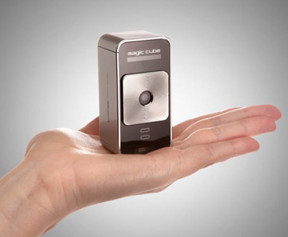 Celluon Magic Cube Laser Projection Keyboard for iPhones & iPads ...